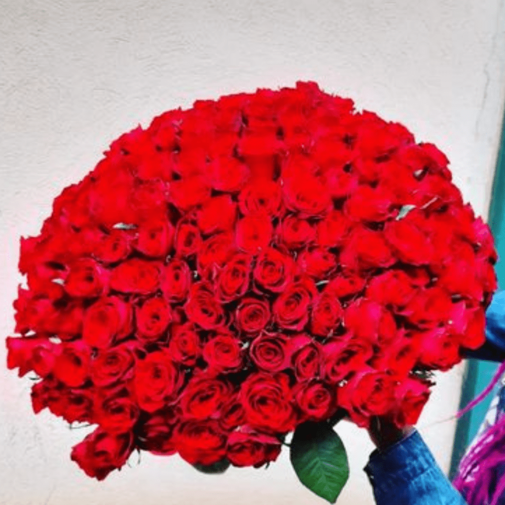100 Long Stemmed Red Roses | Blooming Flowers
